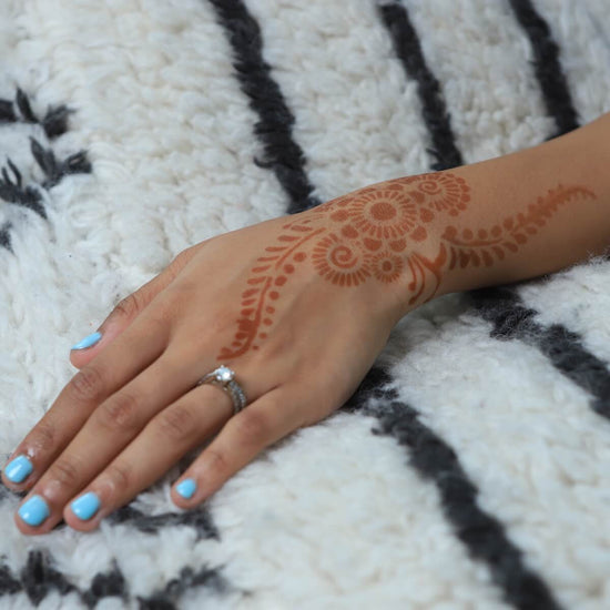 Easy DIY Henna Designs for Statement Body Art | Shop Mihenna!